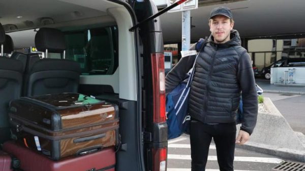 Jordan Caron ist im „Adlerhorst“ gelandet! - EC iDM Wärmepumpen VSV