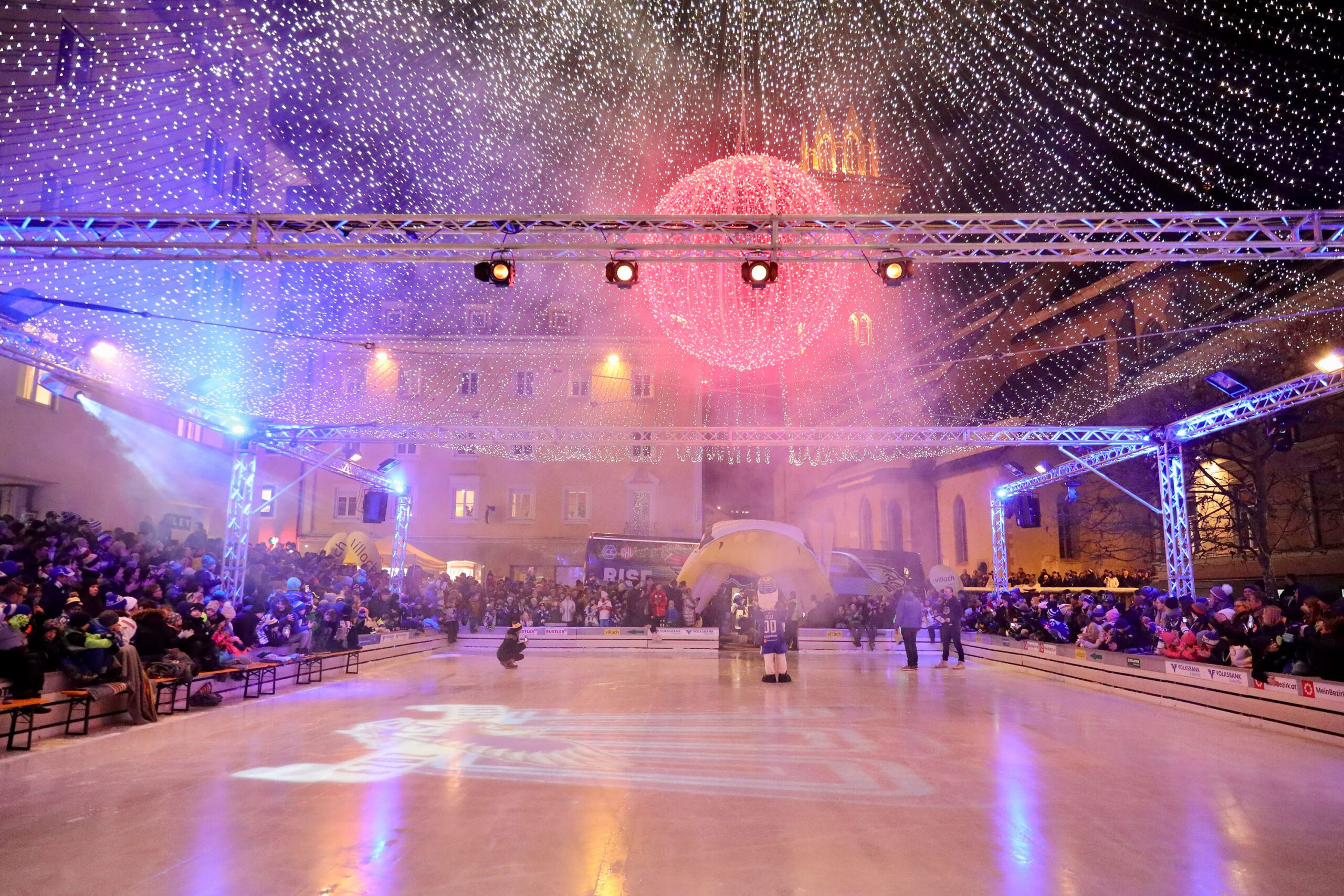 Ice Fever 2023 - Die Adler begeisterten 3.000 VSV-Fans am Villacher ...